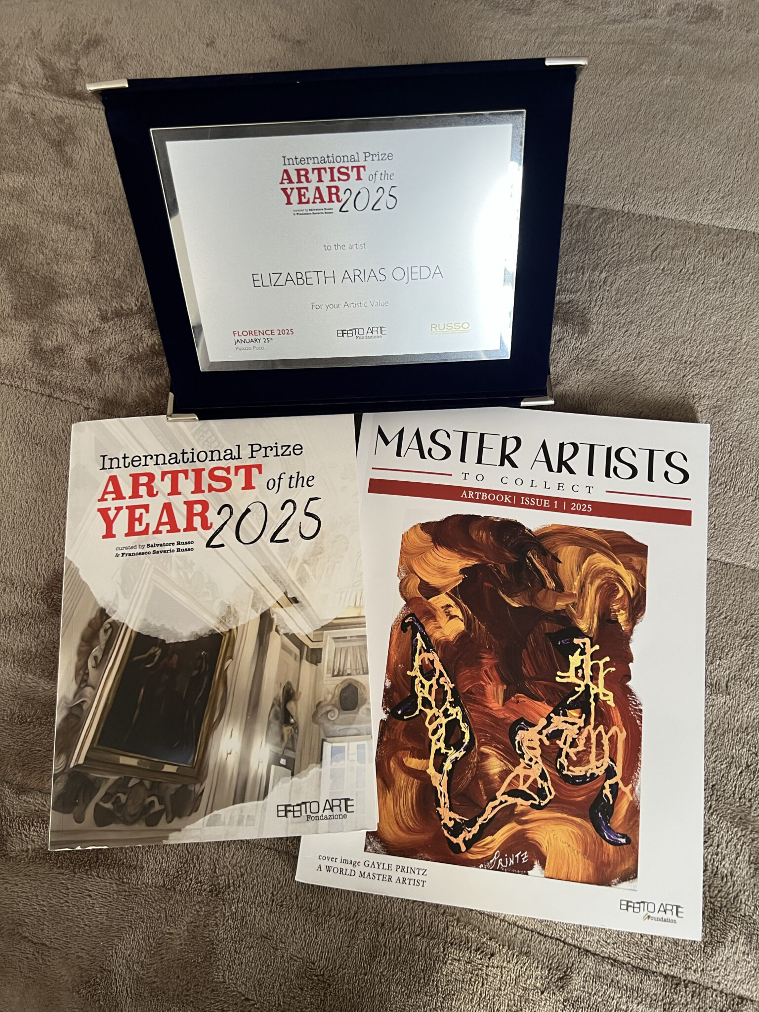 elizabeth-arias.com – Diseñadora Gráfica y Artísta Plástica